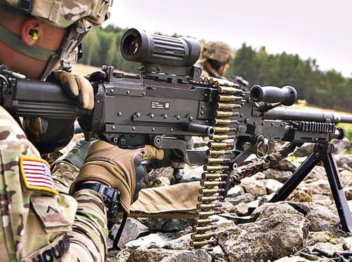 Arme airsoft magazin airsoft arme si pistoale airsoft pusti mitraliere